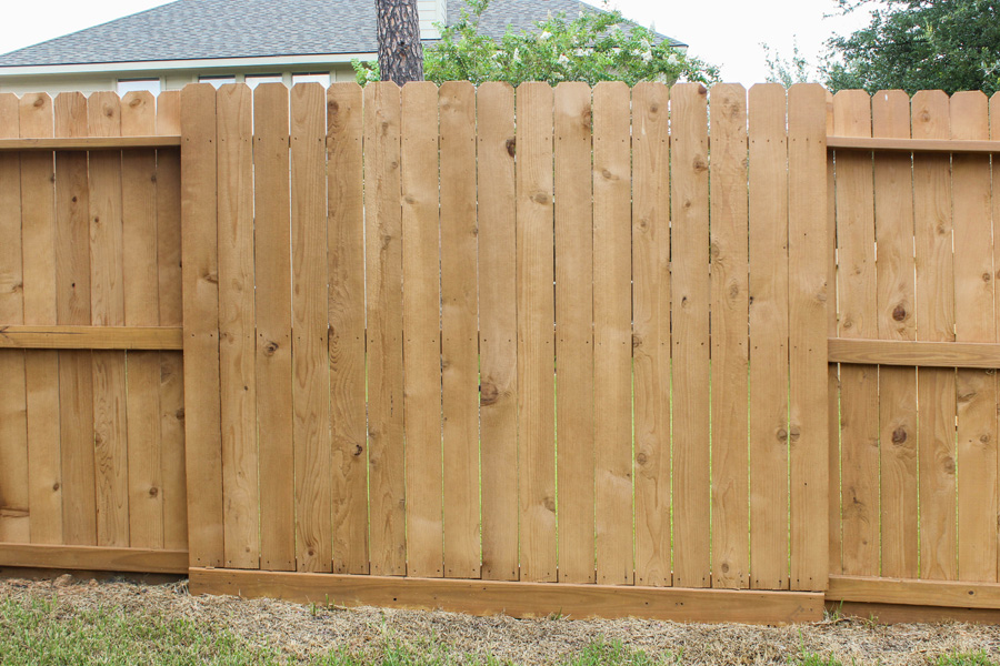 How To Build A Friendly Neighbor Fence